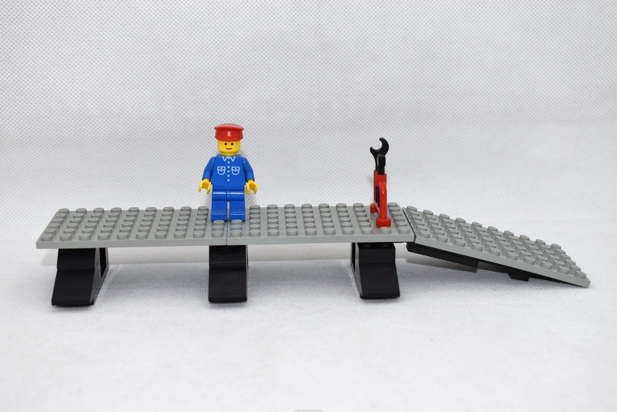 LEGO 7735 Freight Train [Train: 12V] z instrukcją + tor elektryczny ...