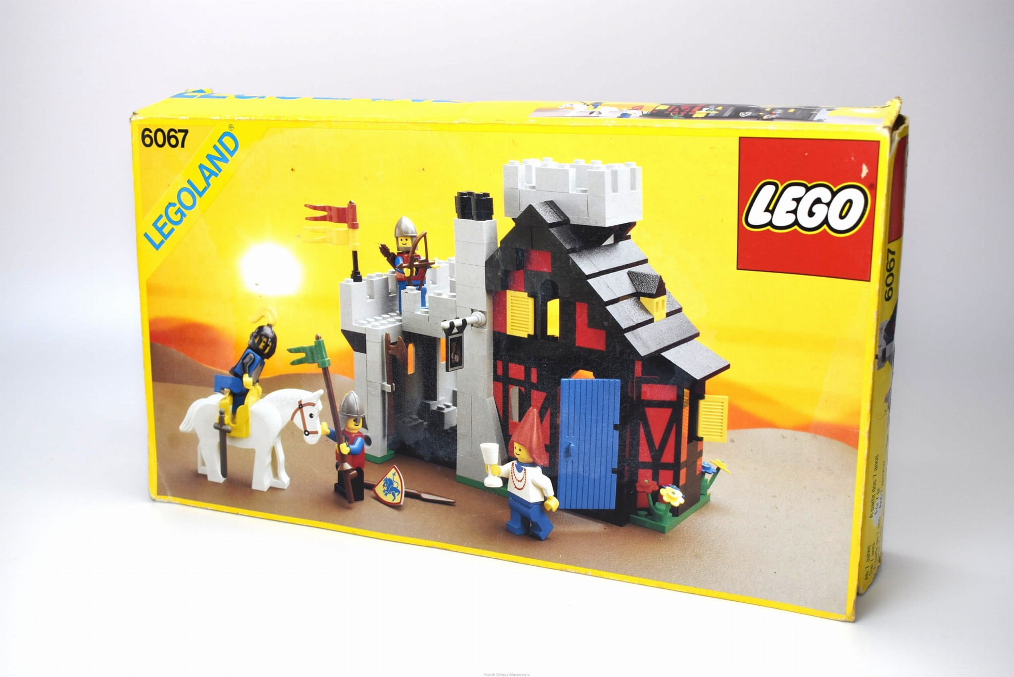 LEGO 6067 Guarded Inn [Castle: Lion Knights] z instrukcją i pudełkiem ...